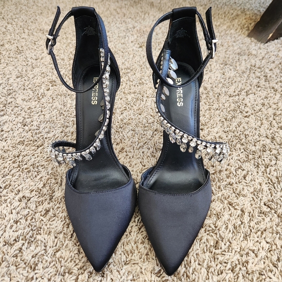 Express | Shoes | Express Black Heels 8 | Poshmark
